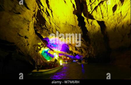 Inside view of the world's longest submerged cavern system Benxi ...
