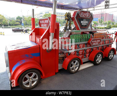 Cans of Fanta, Coca Cola and Sprite soft drinks featuring cartoons of ...