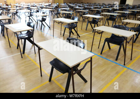 Students get results of college entrance test Seniors look at sheets ...