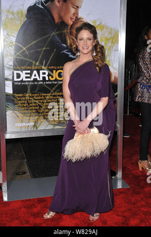 LESLEA FISHER DEAR JOHN WORLD PREMIERE HOLLYWOOD LOS ANGELES CA USA 01 ...