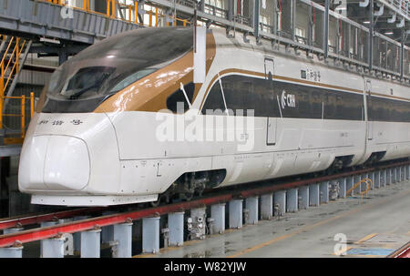 The CR400BF multi-unit CRH (China Railway High-speed) bullet train ...