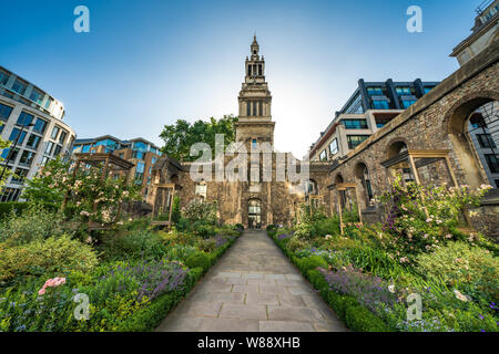 Christchurch Greyfriars Church and Garden London the Wren Tower and ...