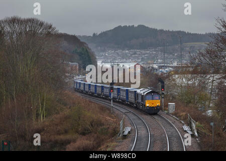 Stobart Rail Freight class 66 locomotive hauling freight containers ...