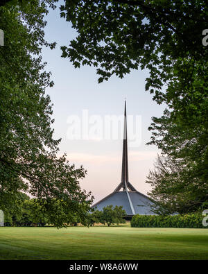 North Christian Church, designed by Eero Saarinen Stock Photo - Alamy