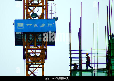 --FILE--View of a construction site of CSCEC (China State Construction ...