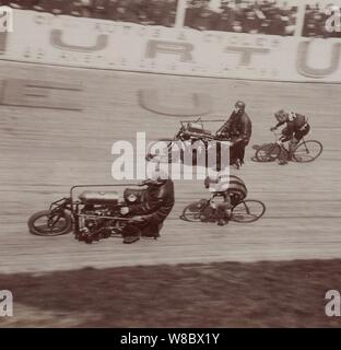 Derny en 1904 (Buffalo Stock Photo - Alamy