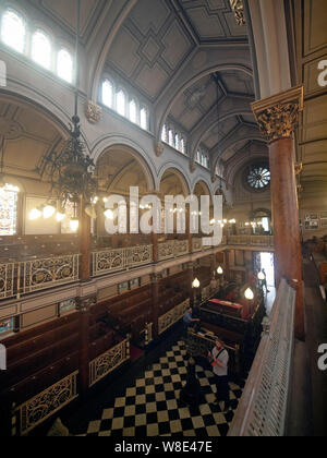 The interior of Middle Street Synagogue, Brighton Stock Photo - Alamy