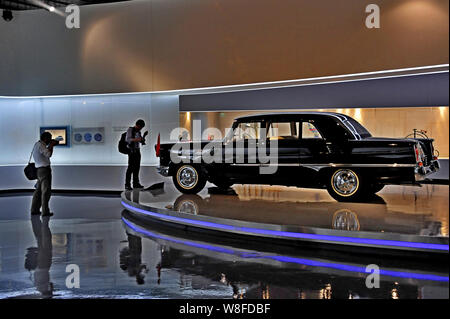 --FILE--A Hongqi (Red Flag) L5 vehicle of FAW is on display at the ...