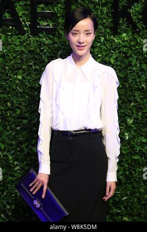 Chinese model Pei Bei poses on the red carpet for the Tommy Hilfiger ...
