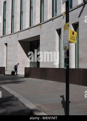 GAM, Independent global asset management firm, London offices Stock ...