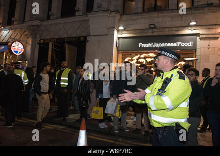 Dstrkt Nightclub, Rupert Street, London, UK. 2nd October 2015. A group ...