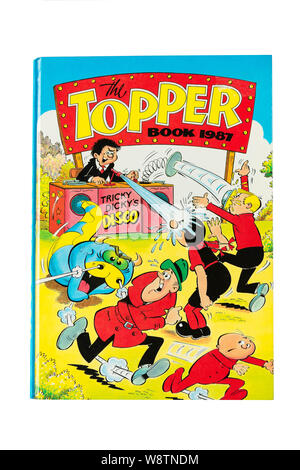 Cover of The Topper children's book, annual. 1964 Stock Photo - Alamy