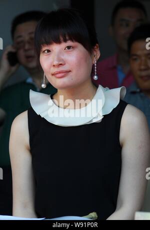 --FILE--Kelly Zong Fuli, daughter of Wahaha Groups Chairman Zong ...