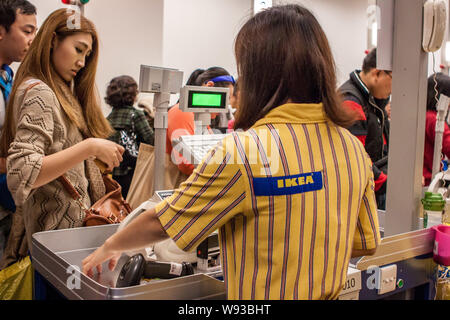 Cashier counter in an IKEA store Stock Photo - Alamy