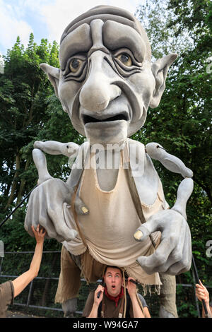 Gnomus the giant gnome character / puppet giving tour to children ...