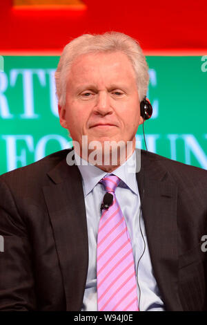 GE Chairman and CEO Jeffrey R. Immelt (L) and Nancy Reagan look at ...