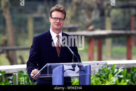 Mark Rowswell, nicknamed Dashan, Canadas Goodwill Ambassador to China ...
