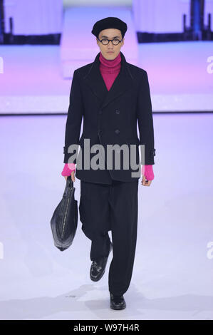 Red Dragonfly fashion show at the China Fashion Week Autumn/Winter 2012 ...
