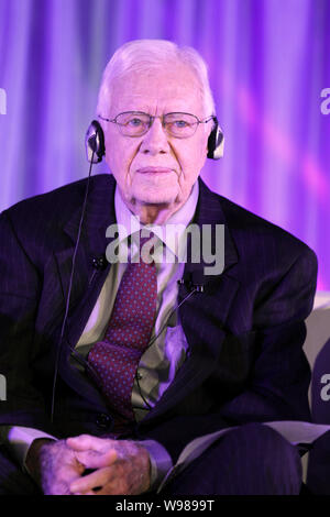 JIMMY CARTER as US President with Chinese leader Deng Xiaoping in at ...