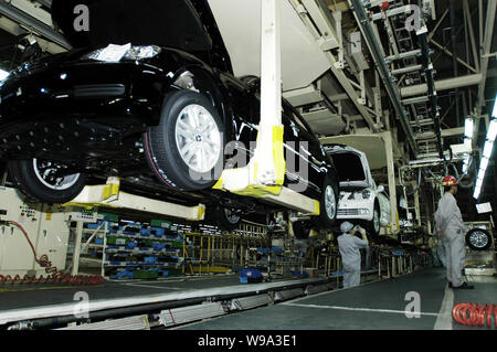 aerial view of the Toyota car factory at Burnaston near Derby, Toyota ...