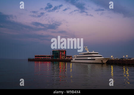 Pleasure ship on the Caspian Sea in Baku Stock Photo - Alamy