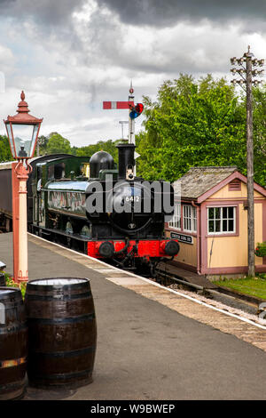 Staverton Station on the South Devon Preserved Steam Railway, South ...