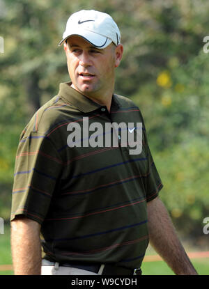 Stewart Cink during the first round of the U.S. Open Championship golf ...