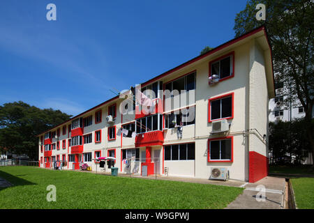Low rise HDB building, Singapore Stock Photo - Alamy