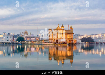 Golden temple sarovar Amritsar Punjab India Asia Stock Photo - Alamy