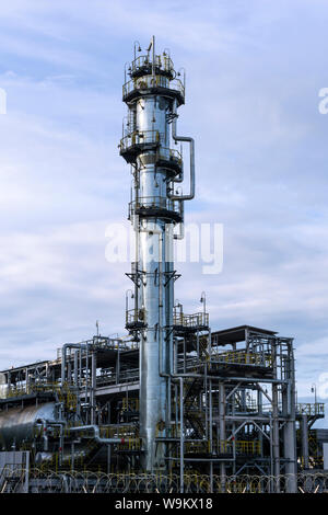 fluid catalytic cracking unit (FCC) in a modern chemical factory ...
