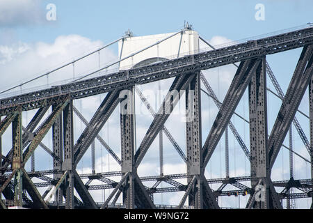 The Pont Pierre Laporte bridge and the Pont de Quebec bridge are ...