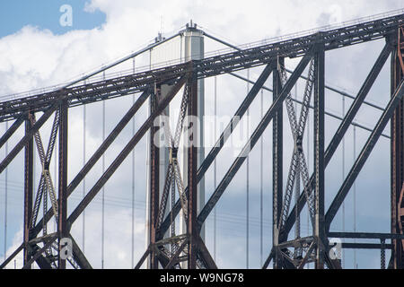 The Pont Pierre Laporte bridge and the Pont de Quebec bridge are ...