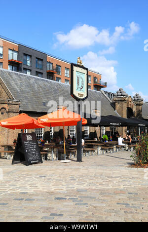 Young's Dial Arch pub on Dial Square, the site of a former gun ...