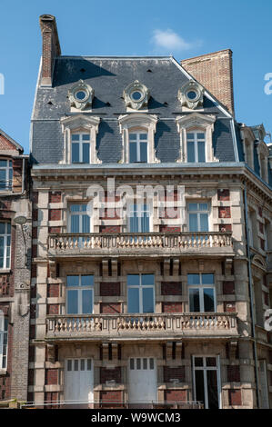 Classical French Townhouse Stock Photo Alamy