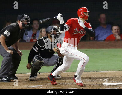 Anaheim, California, USA. 15th Aug, 2015. Blake Michael from the cast ...
