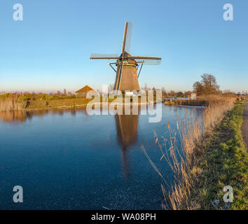 Polder draining mill called De Riedveldse Molen, Hazerswoude Dorp, Zuid ...