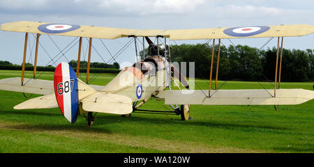 Royal Aircraft Factory BE2 British single-engine tractor two-seat ...