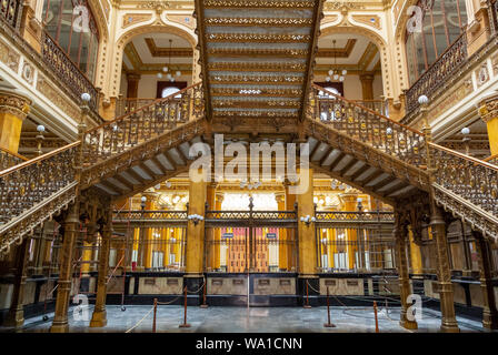 Palacio Postal (Post Office) (Palacio de Correos de Mexico) in Mexico City. Early 20th century ...