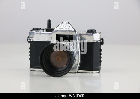Vintage slideshow toy camera Stock Photo - Alamy
