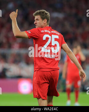 Munich, Germany. 16th Aug, 2019. Soccer: Bundesliga, Matchday 1, FC ...