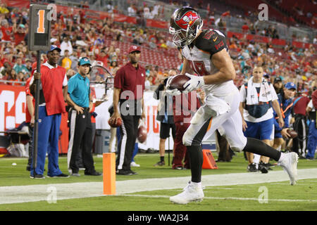 Miami Dolphins tight end Tanner Conner (80) walks to the line during a ...