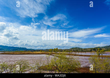 Read lake scenery Stock Photo - Alamy