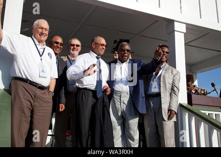 Dedication ceremony at the Hank Aaron Boyhood Home Museum Stock Photo - Alamy