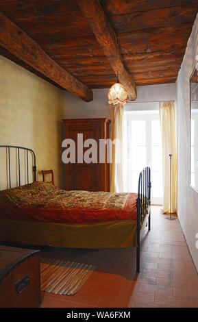 Interior design: Classic Bedroom Stock Photo - Alamy