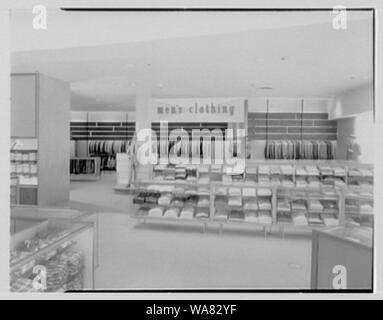 Burdine's department store, business in 163rd St. Shopping Center ...