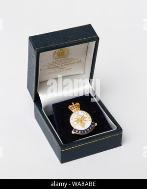 A UK armed forces veterans lapel badge Stock Photo - Alamy