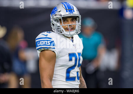 Detroit Lions running back Justin Jackson (42) runs the ball against ...
