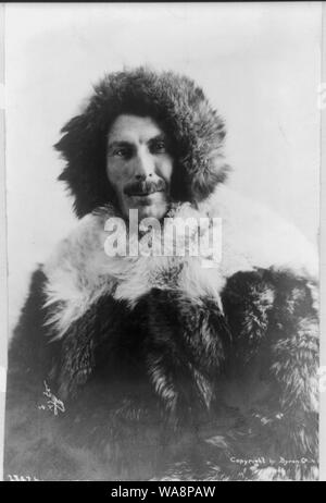 Captain Robert Abram Bartlett, 1875-1946, full portrait Stock Photo - Alamy