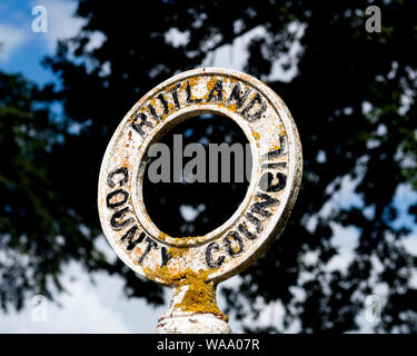 Rutland county road sign, Rutland, England, UK Stock Photo - Alamy
