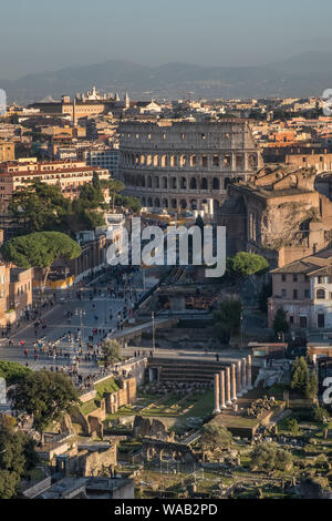 View of the Colosseo Romano (Roman Coliseum) in Roma, Lazio, Italy ...